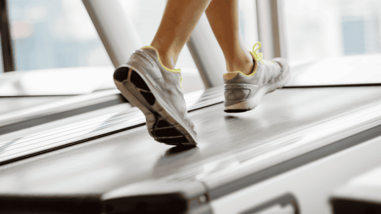 5 Fat-Burning Treadmill Workouts