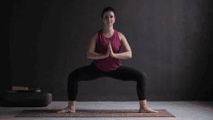 5 Beginner-to-Advanced Sumo Squat Progressions to Build Strength
